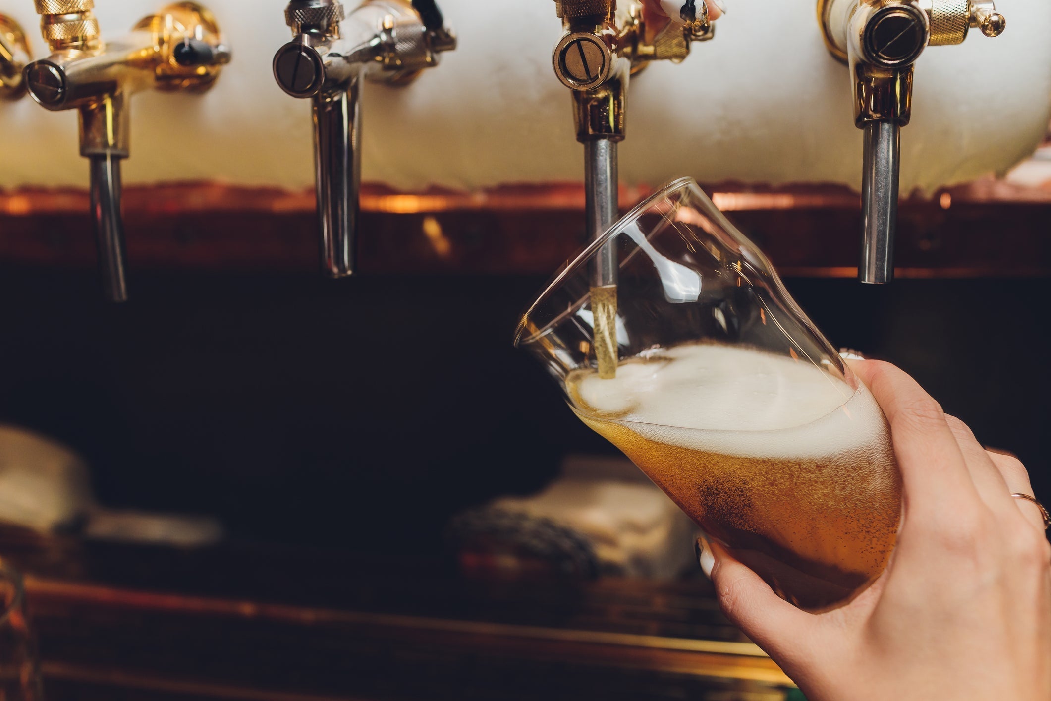 How Air Compressors Keep Beer Pure – Fluid-Aire Dynamics